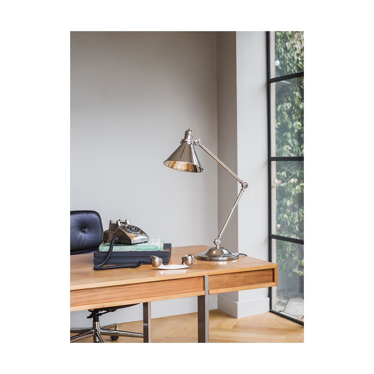 Lampe architecte de bureau noir et LED | Boutica Design