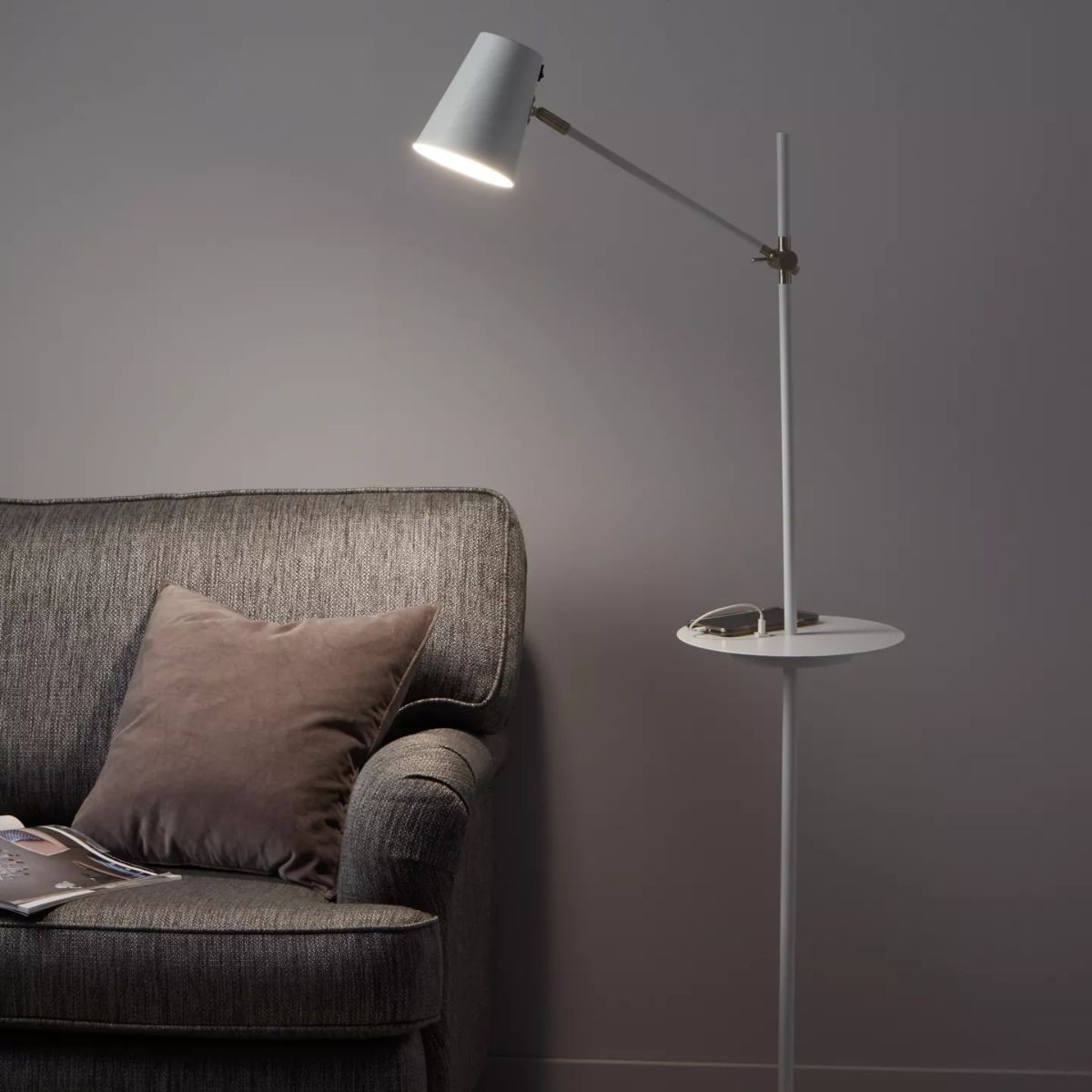 Lampadaire Etagere avec Tablette | Boutica Design